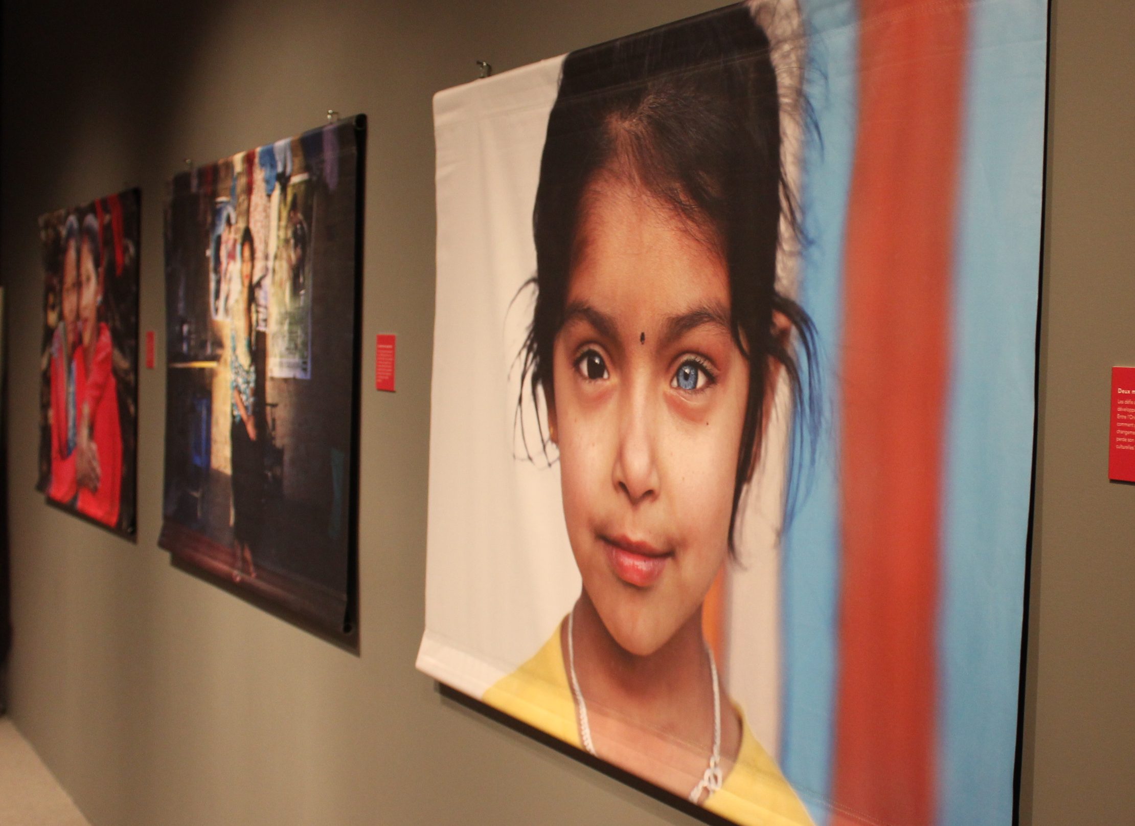 Zoom sur les femmes Tharues au Musée des religions - L’Hebdo Journal