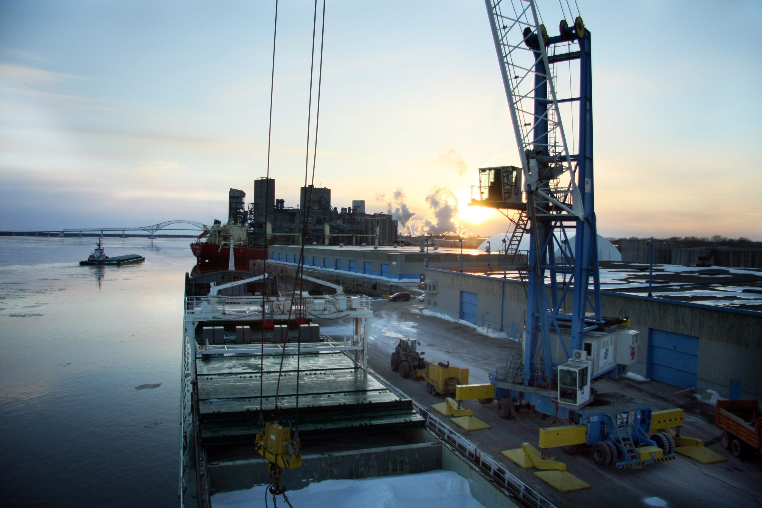 Le Port de Trois-Rivières mise sur le développement durable - L’Hebdo ...