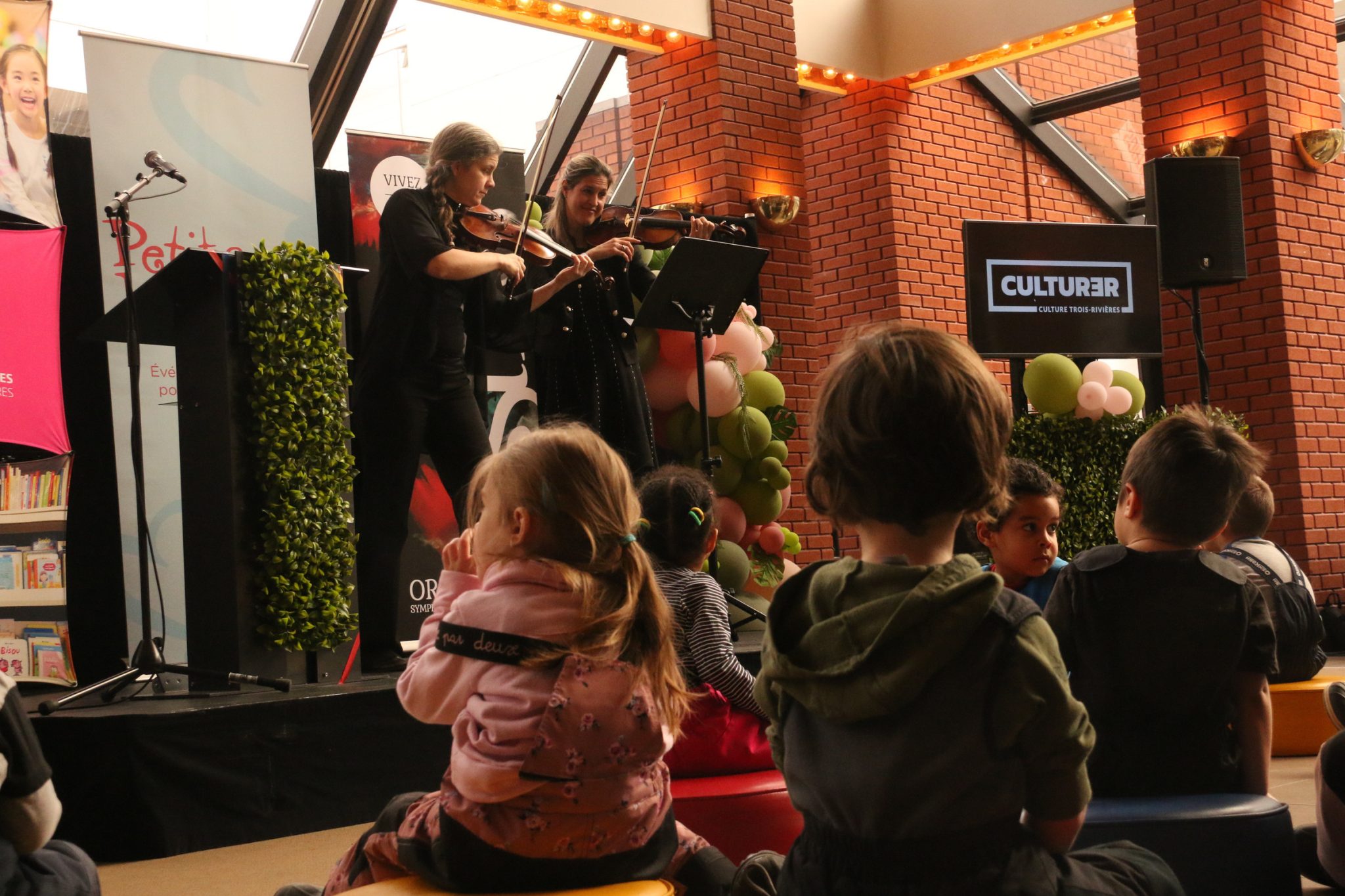 Les troupes internationales de retour au Festival Petits bonheurs - L’Hebdo Journal